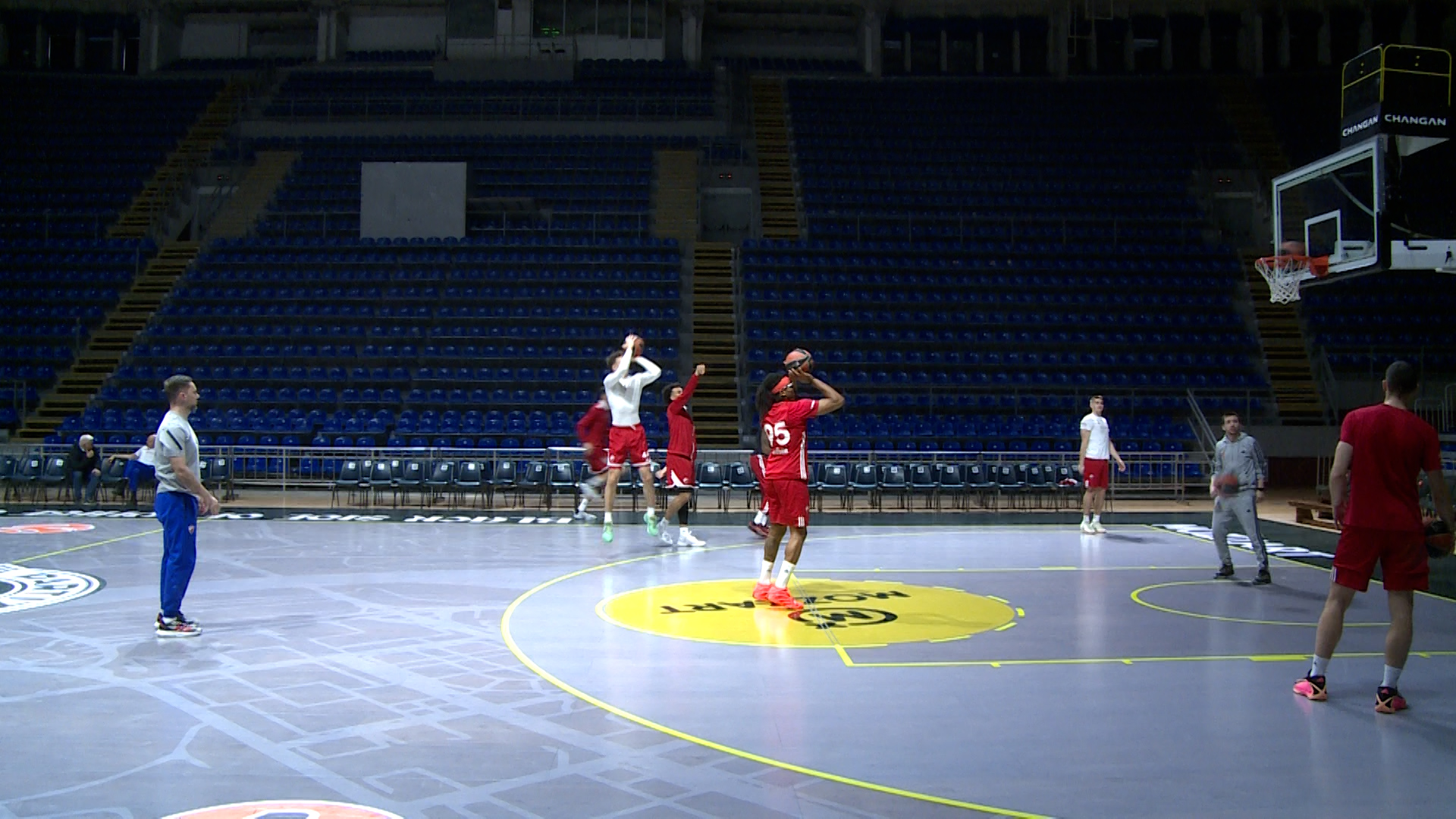 INFOBIRO - Dogadjaj dana - Beograd, Djoan Penjaroja, trener KK Partizan ...